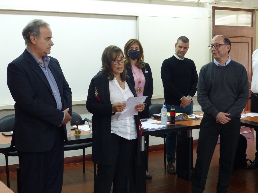 Nuestra Facultad hizo un reconocimiento a la trayectoria de la Mg ...